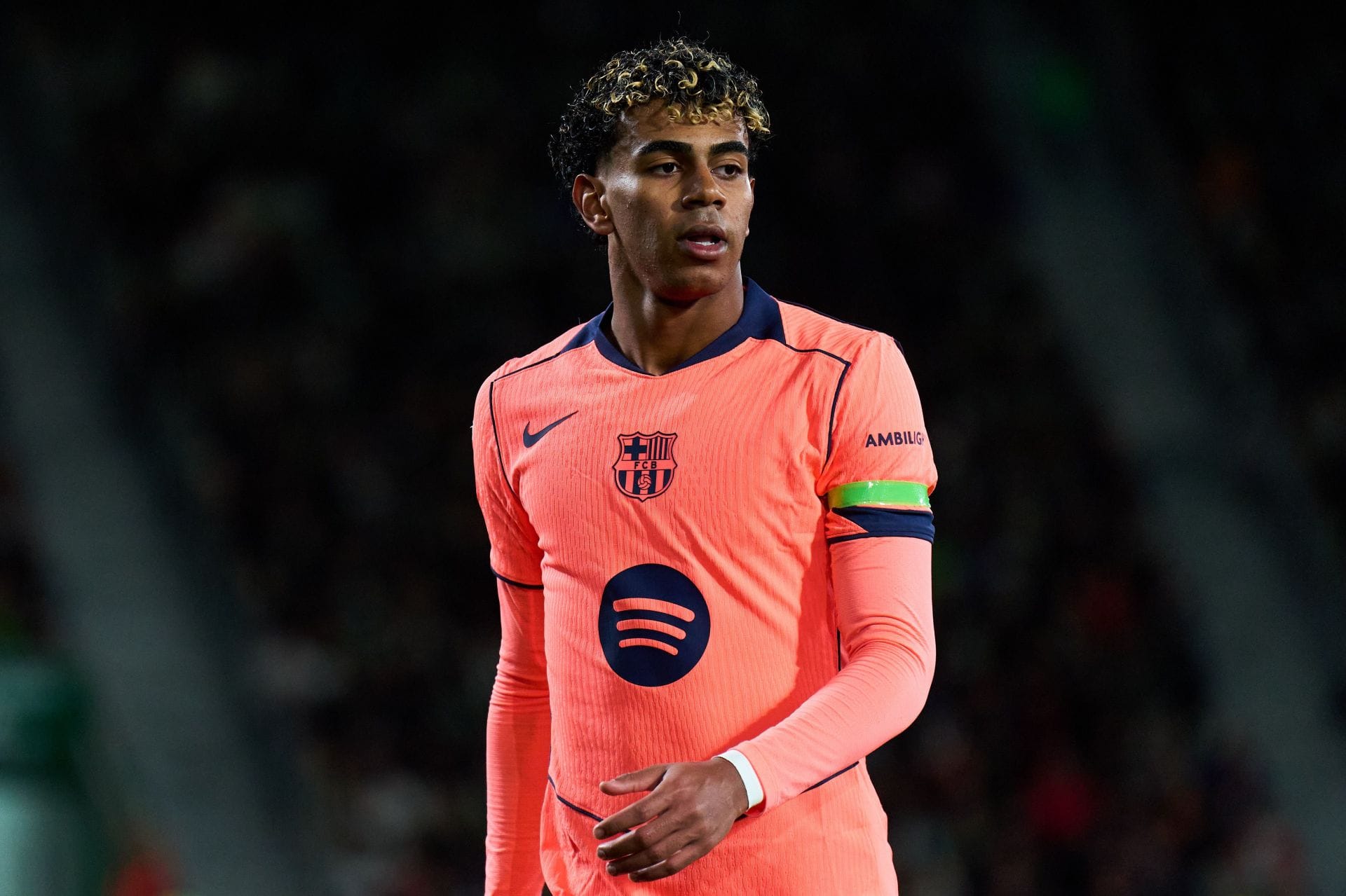Lamine Yamal makes emphatic vow about Barcelona future as he reveals ...
