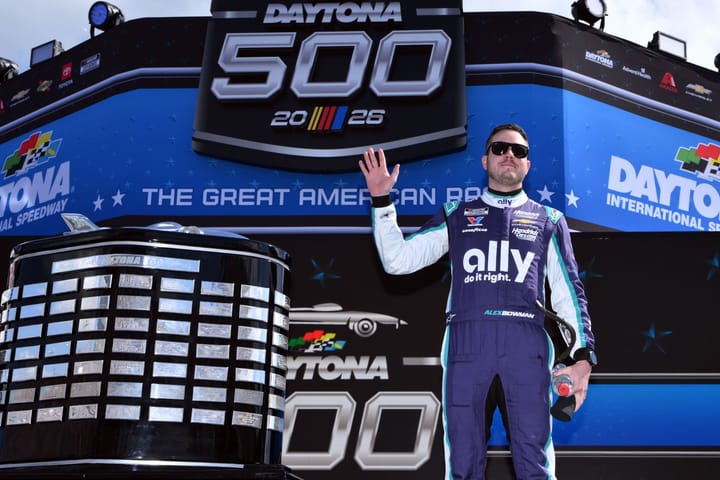 HMS' star Alex Bowman shares thoughts on Chevrolet's new nose design ...