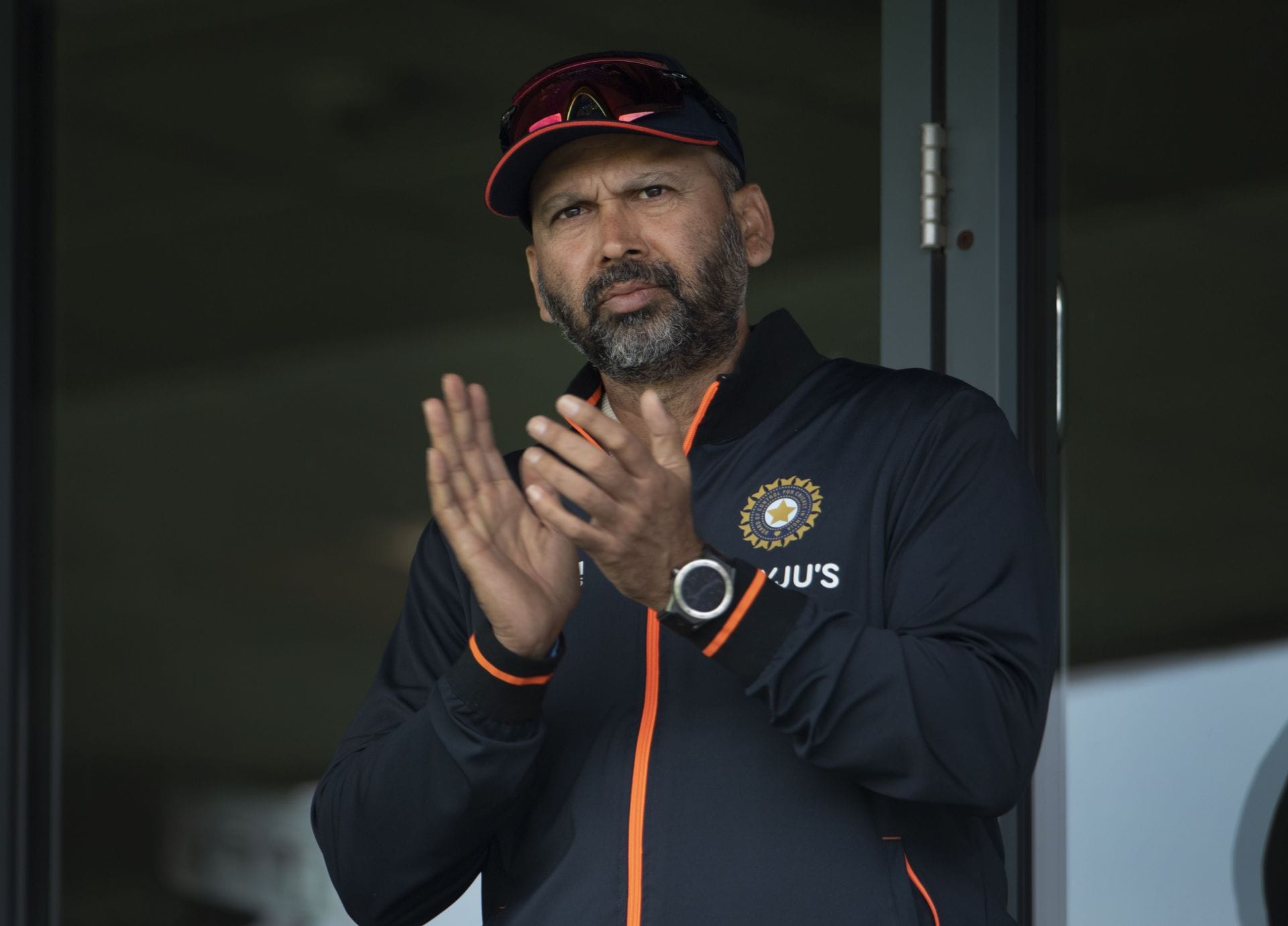"Guy with a golden arm" - Paras Mhambrey hails Team India all-rounder ...