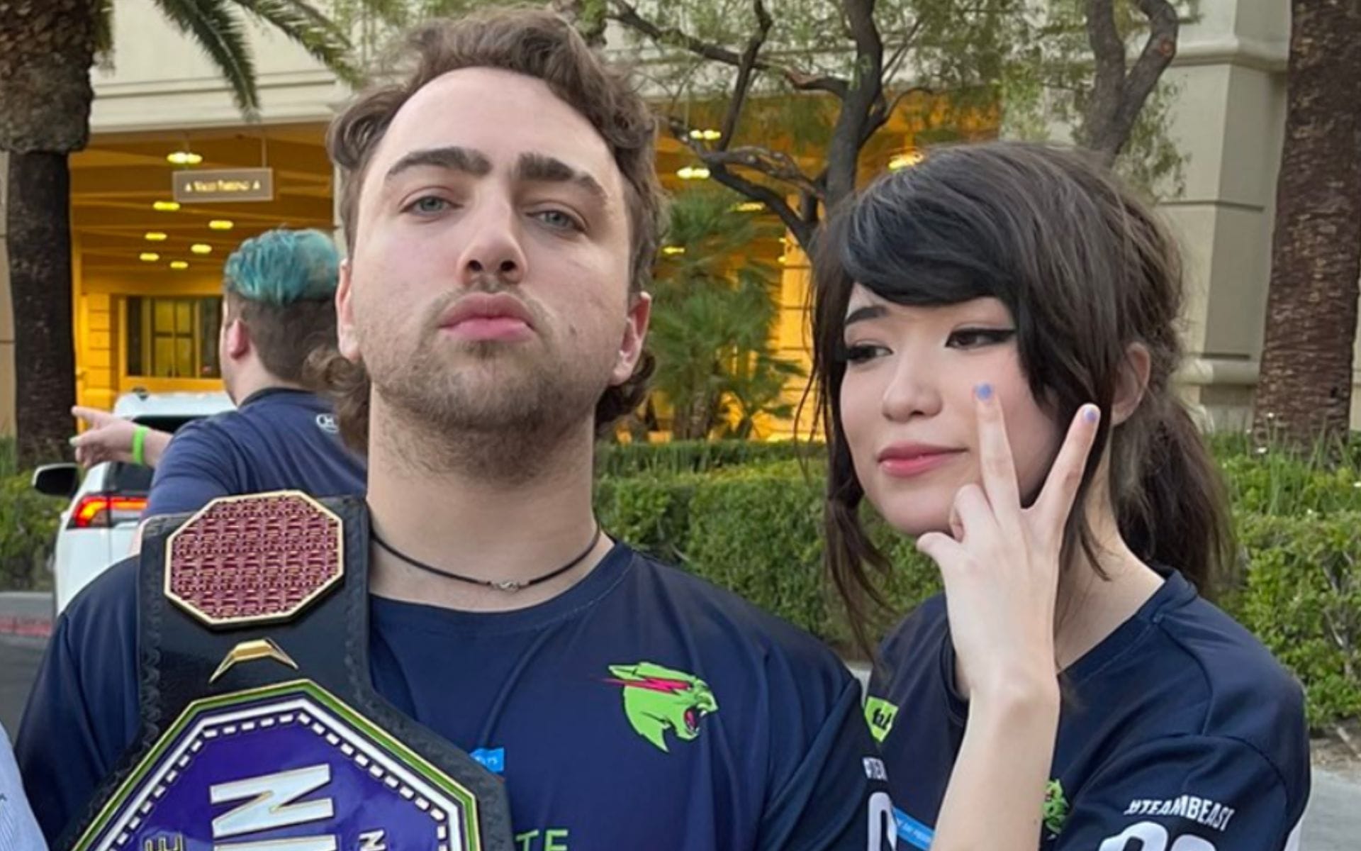 "I thought I was a stalker": Mizkif claims Emiru has not filed ...