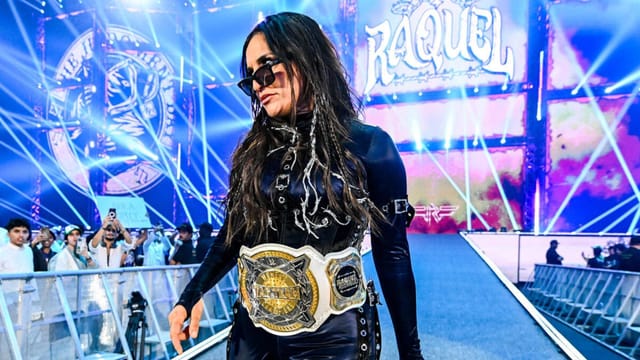 Raquel Rodriguez shares photos with two WWE Superstars on Valentine's ...