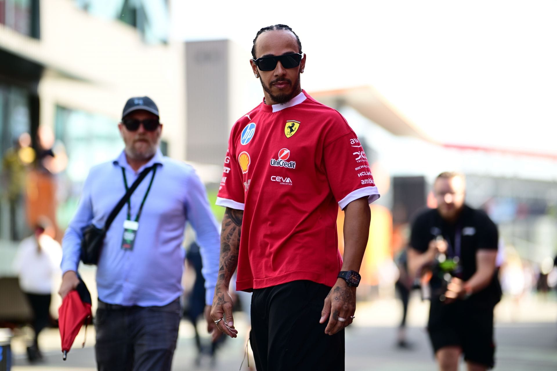 Lewis Hamilton drops 3-word reaction to F1 announcing a multi-year ...