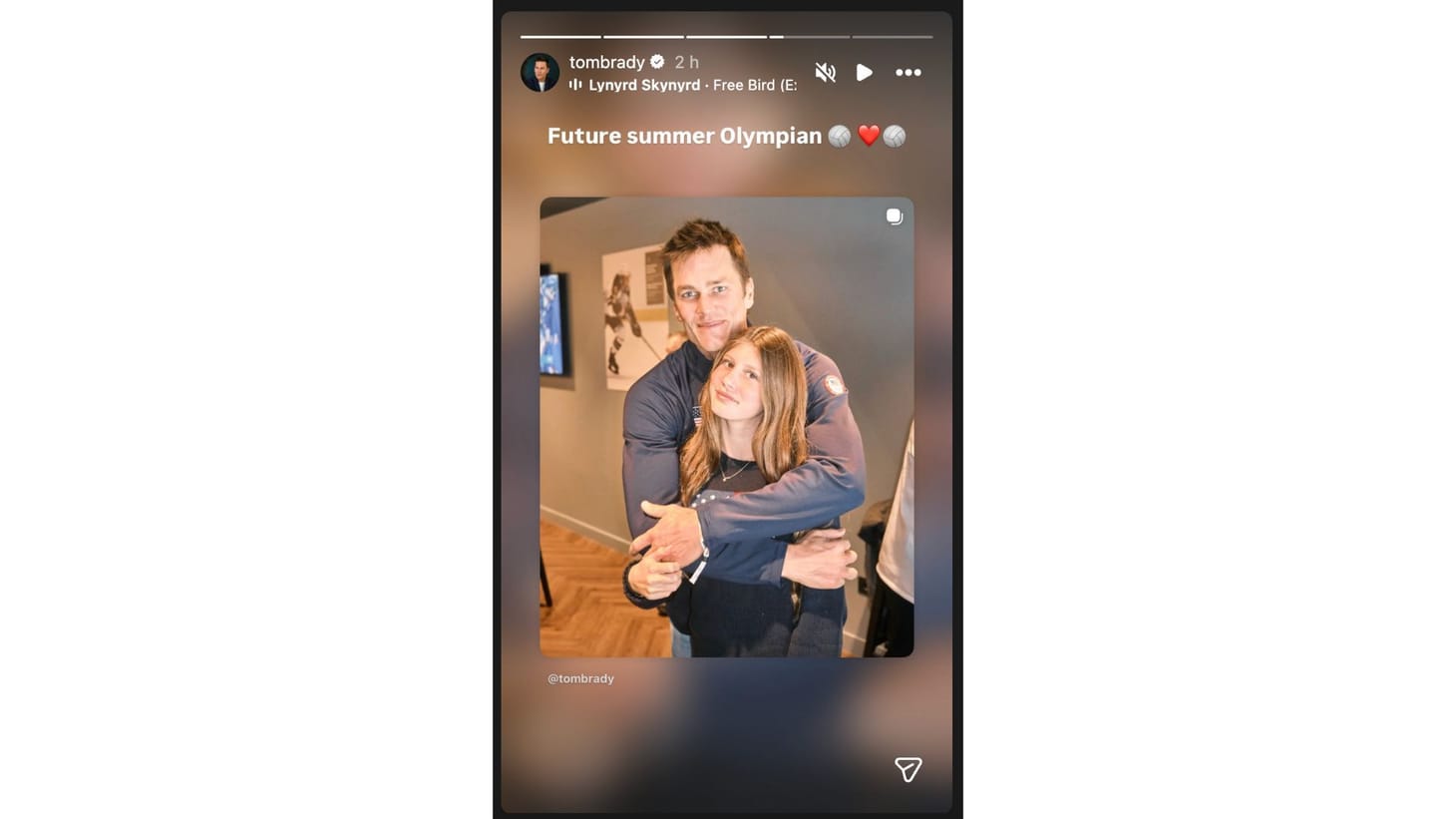 Patrick Mahomes, Tom Brady, and other NFL stars cheer as Team USA beats ...