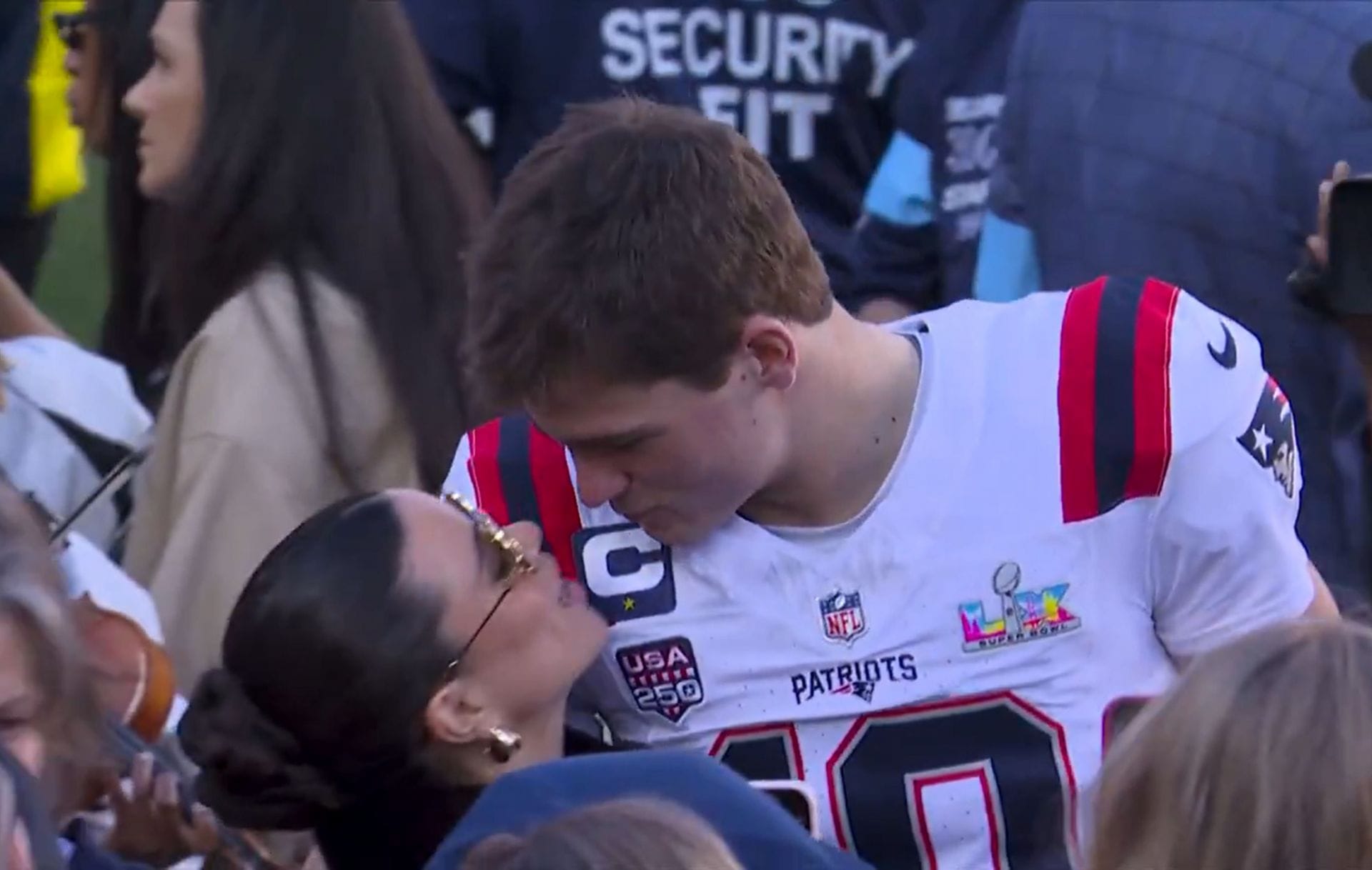 WATCH: Drake Maye and wife Ann Michael continue pregame ritual as they ...