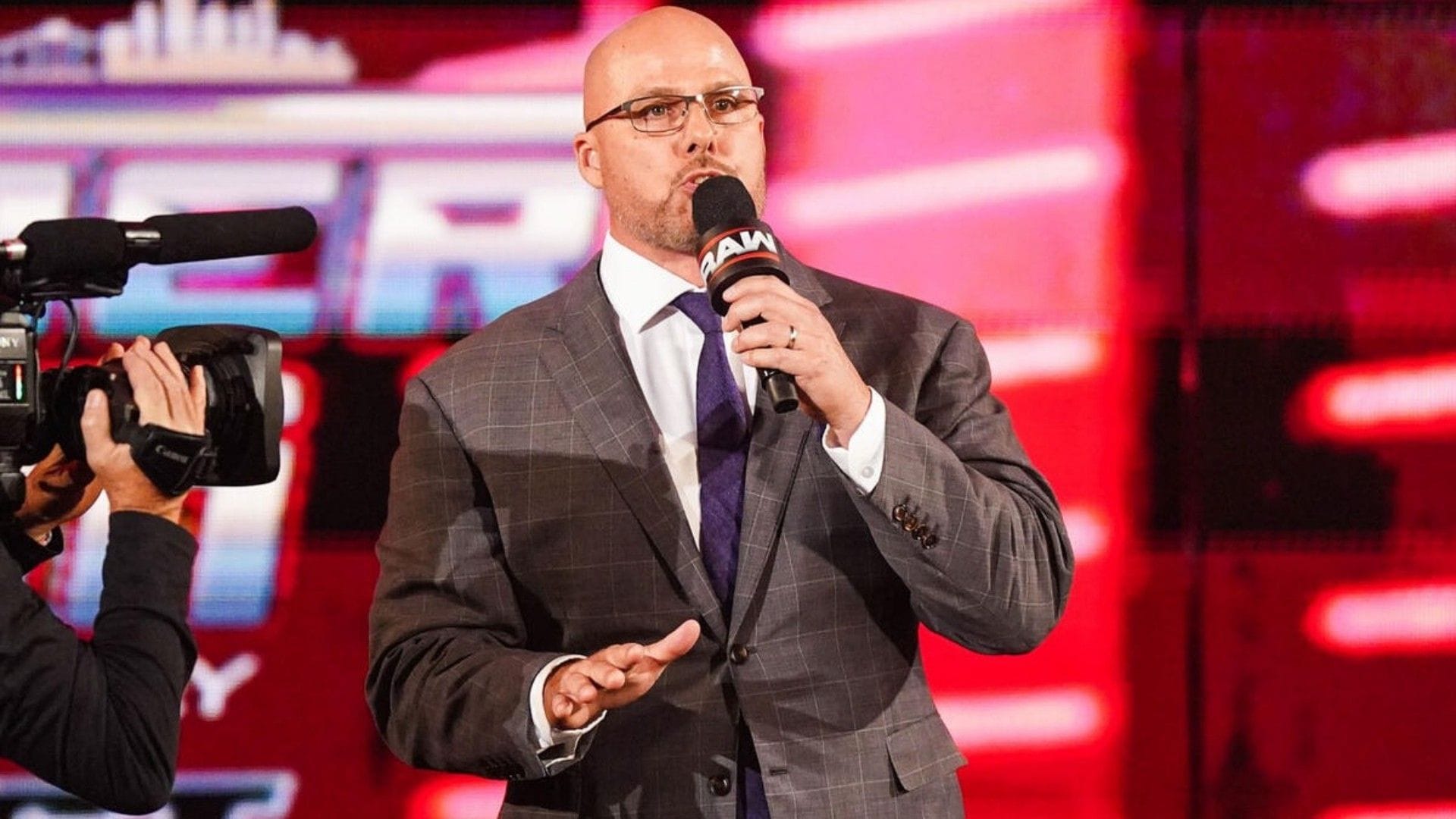 WWE RAW General Manager Adam Pearce makes plea before show for special ...