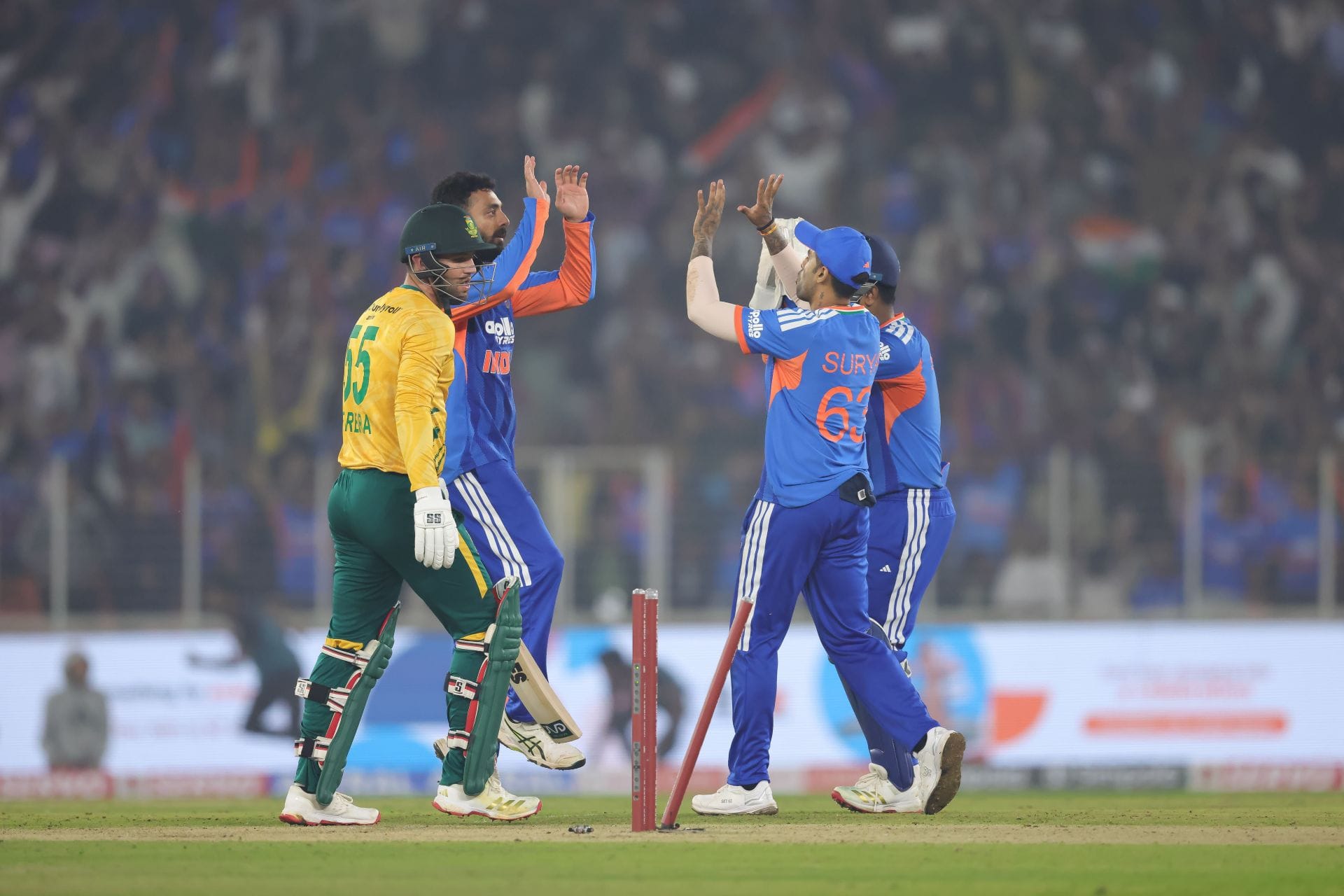 "I will say 55-45" - Former India captain predicts winner of IND vs SA ...