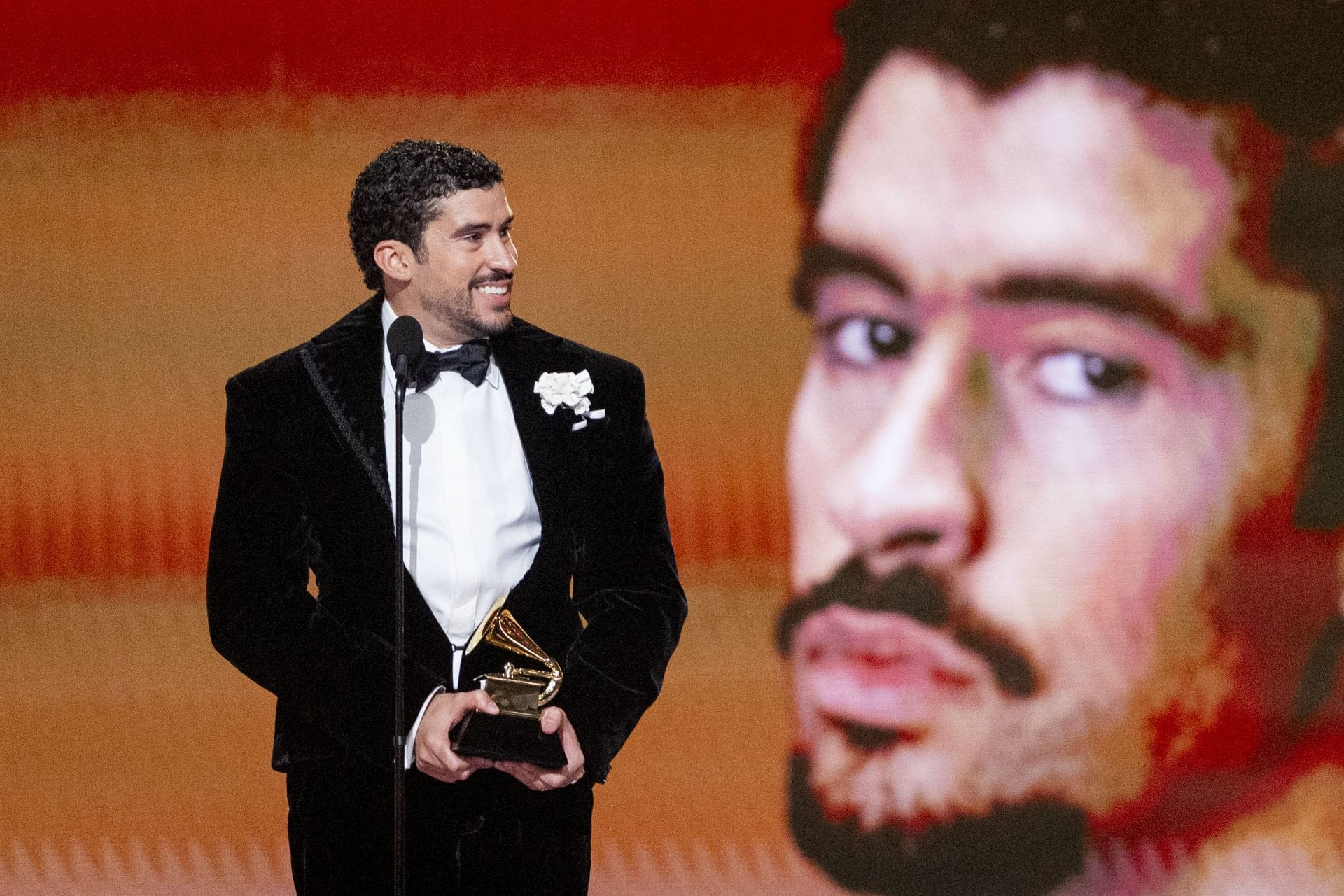 "Bud is gonna get deported mid show at half time - Internet reacts to ...