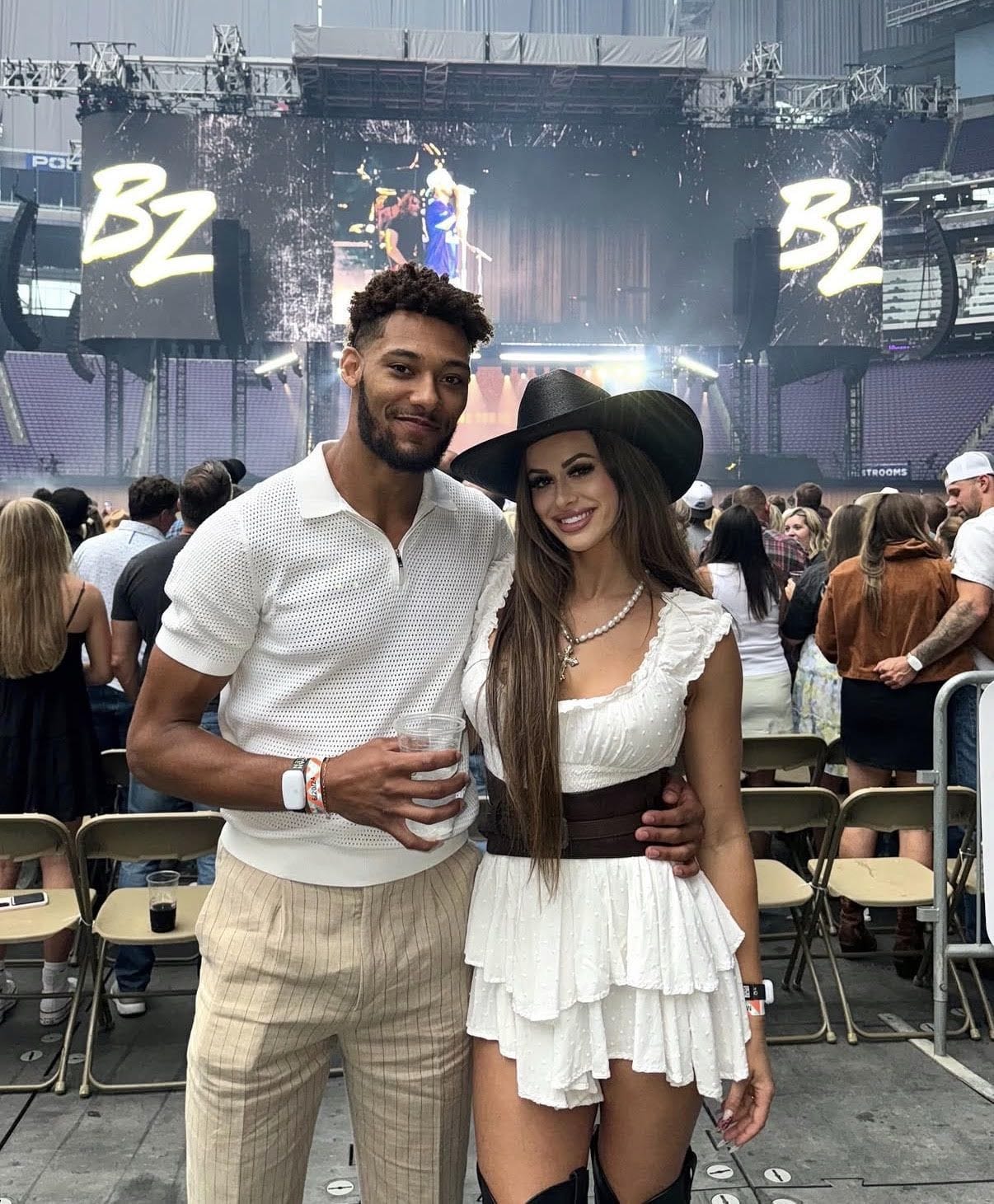 K'Andre Miller's girlfriend announces pregnancy; ex-Rangers teammate's ...