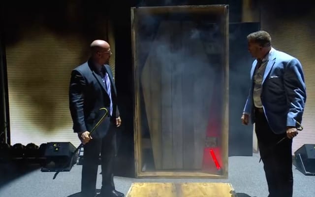 BREAKING: Mystery box leads to massive WWE debut at Elimination Chamber ...