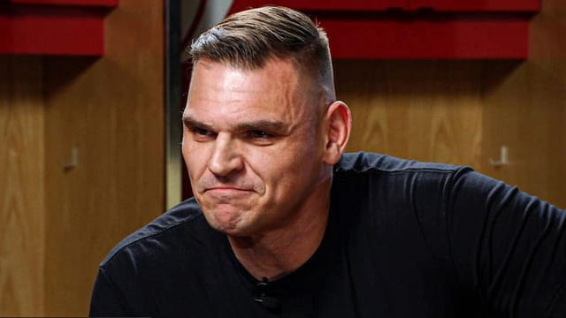 Gunther breaks character to pose next for former Undisputed WWE ...