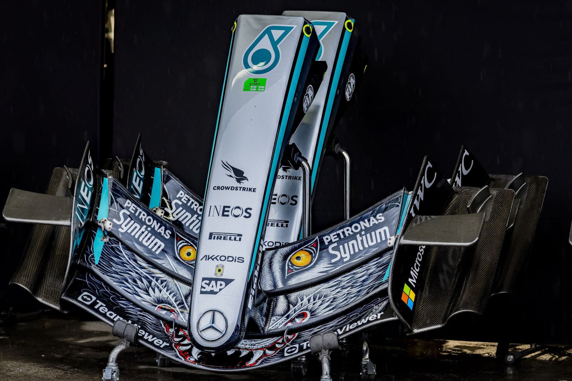 FIA issues verdict on the Mercedes front wing: Reports