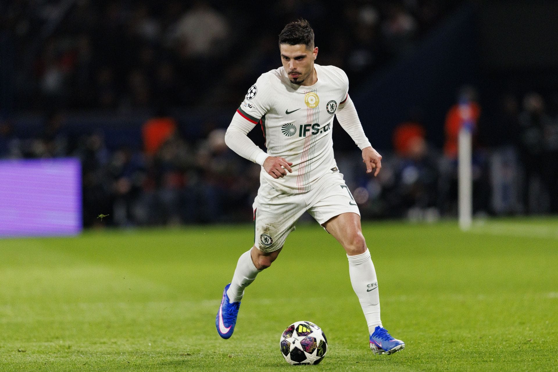 Chelsea star Pedro Neto claims PSG ball boy told him ‘sorry’ 35 times ...