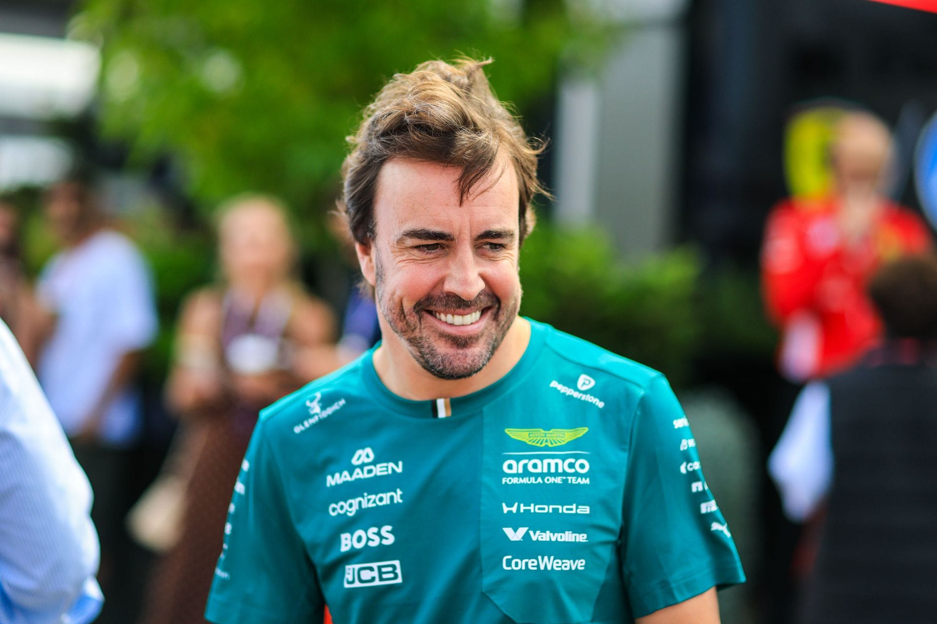 Watch: Fernando Alonso's sensational F1 Australian GP start as he makes ...