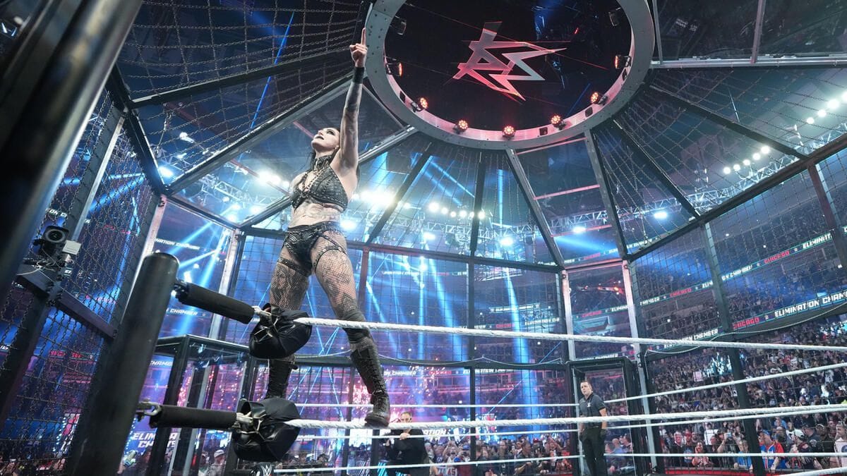WWE: Rhea Ripley suffers unfortunate wardrobe malfunction at ...