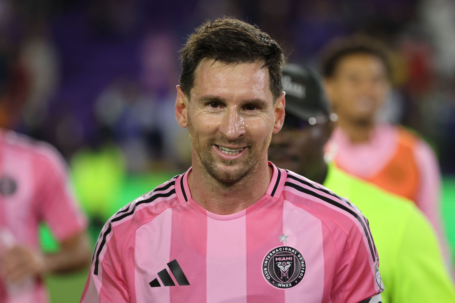WATCH: Lionel Messi trolls Orlando City bench with gesture after ...