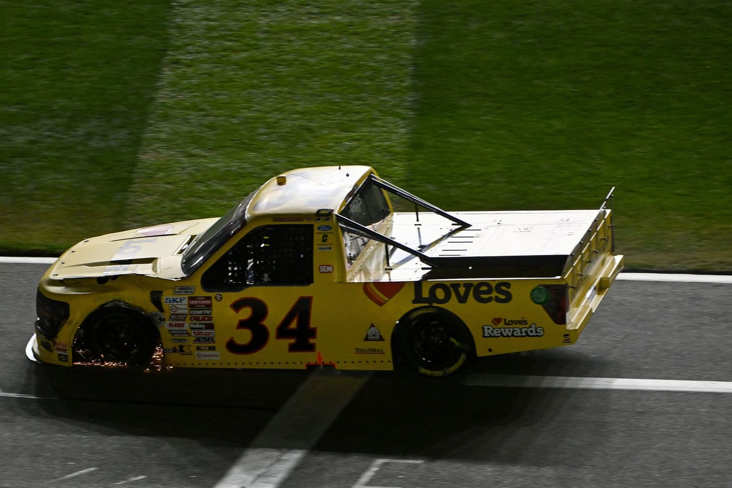 Watch: Final lap thriller at St. Pete as Layne Riggs wins NASCAR Truck ...