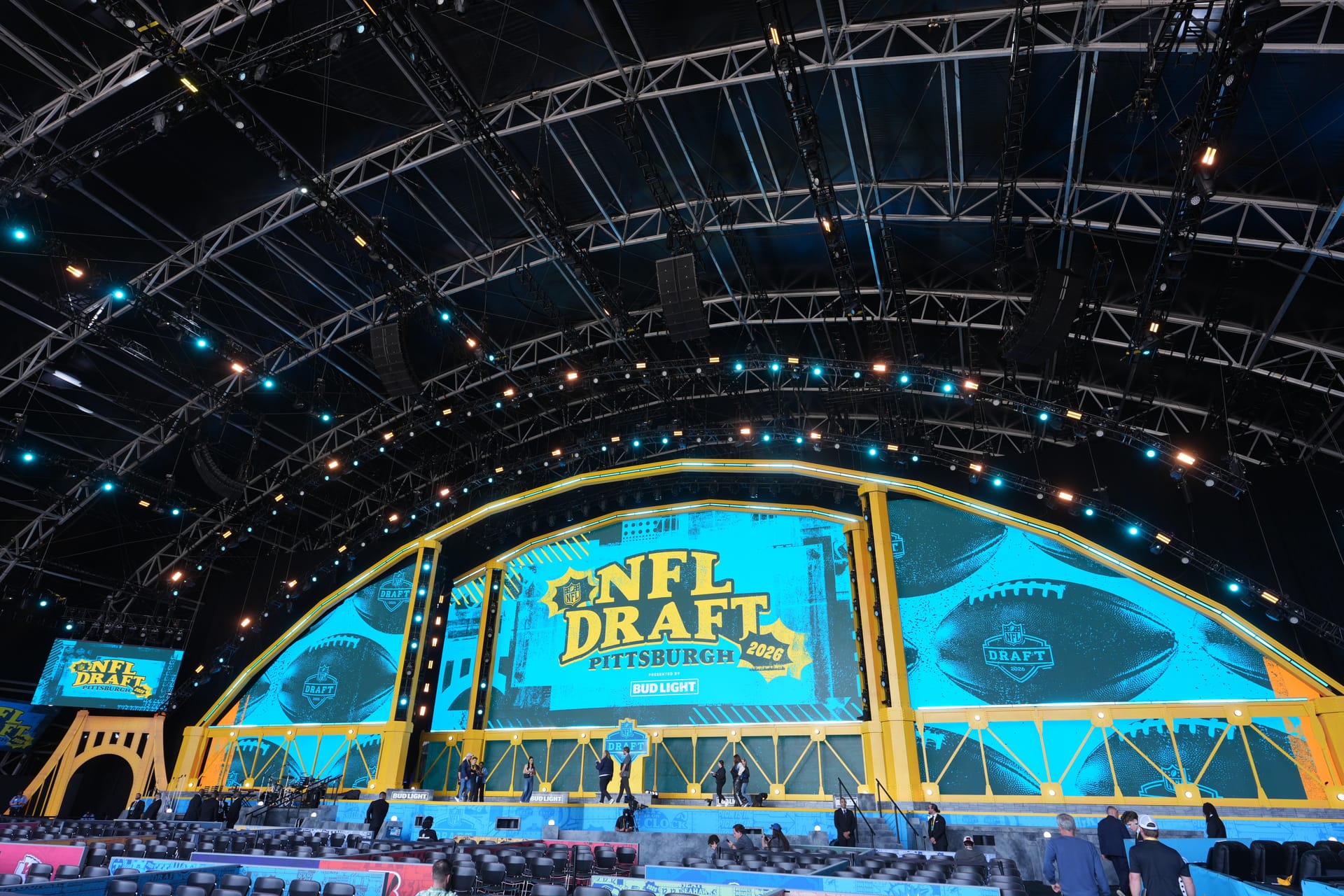 2026 NFL Draft Day 1 Results: Listing all 32 picks in Round 1