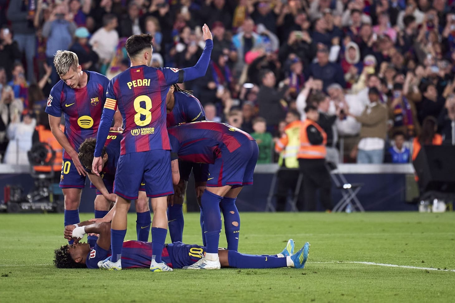 "All your fault", "This is on him" - Barcelona fans place blame on key ...