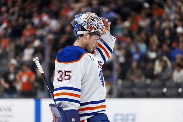 NHL analyst labels Tristan Jarry a 'train wreck' as Oilers crash out ...