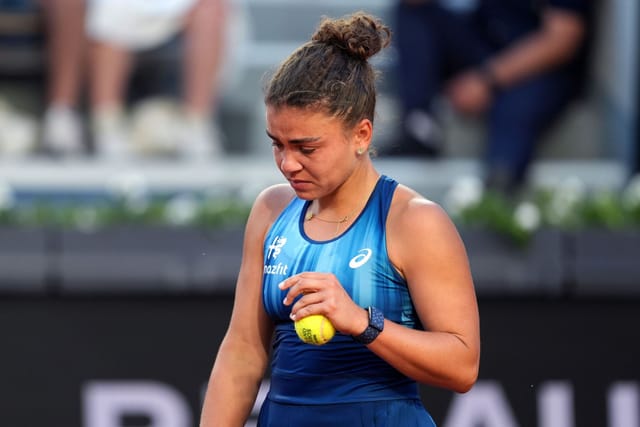 WATCH: Jasmine Paolini can't stop crying, leaves French Open press ...