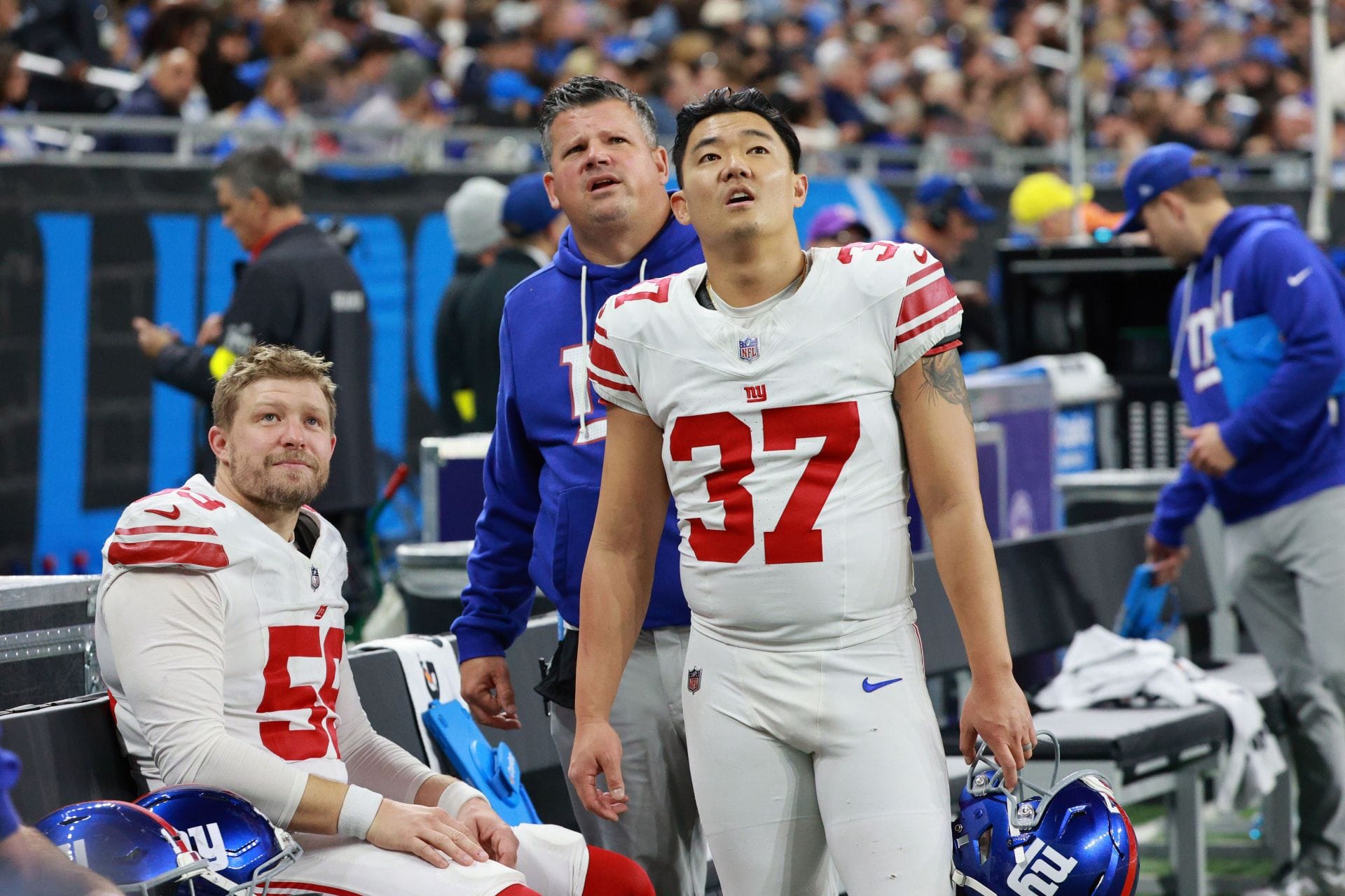 "Organization might as well be playing Madden": NFL fans react as ...