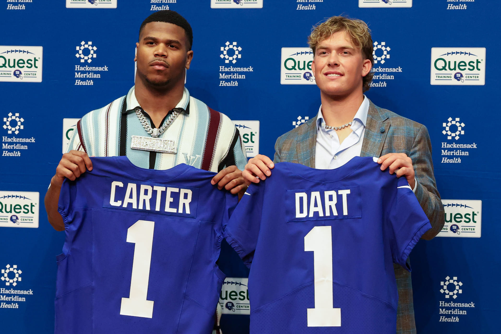 Jaxson Dart: “Trade this clown”: NFL fans react as Abdul Carter skips ...