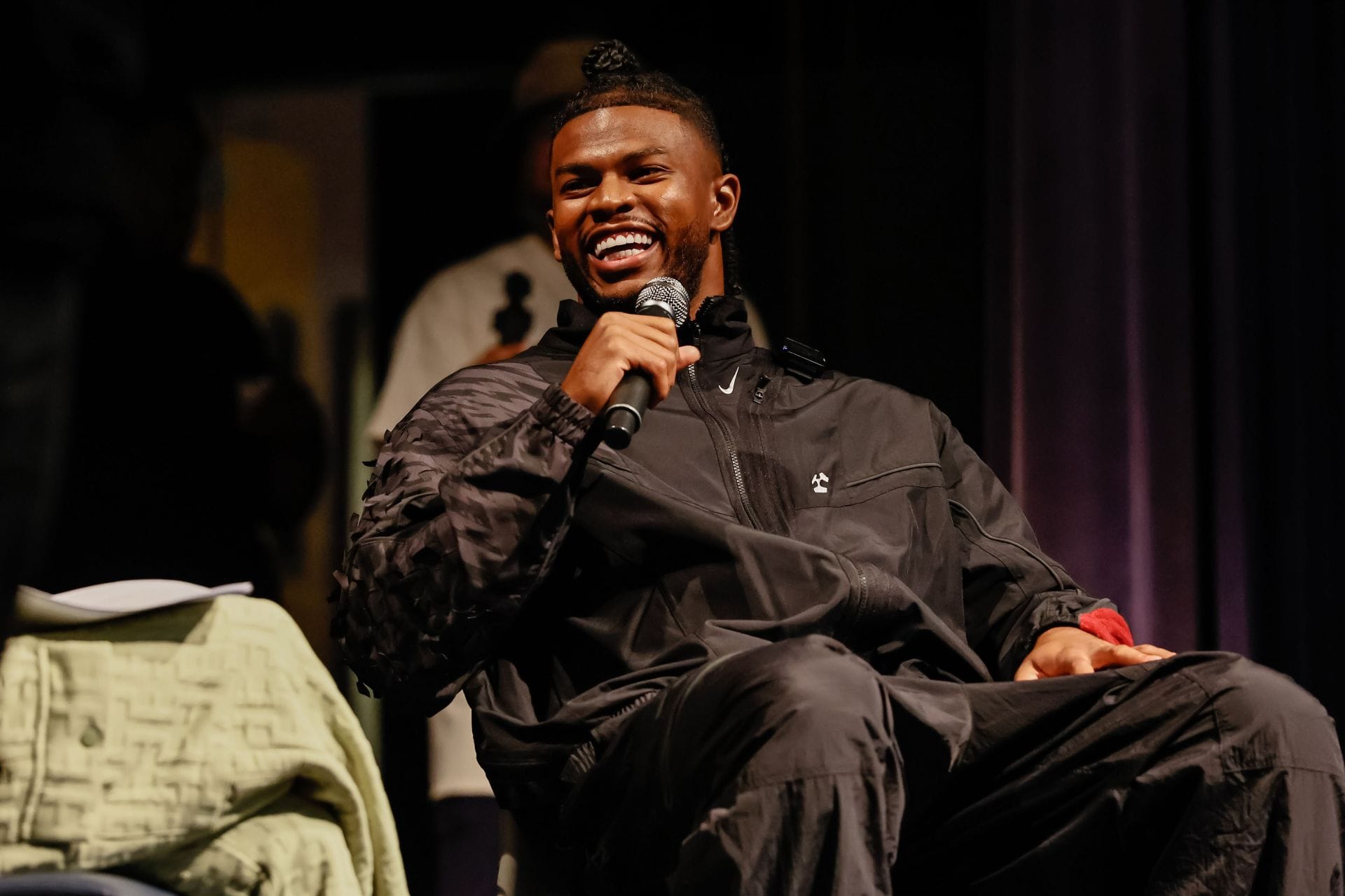 "He’s a privileged kid that’s lazy": NFL fans mock "nepo baby" Shilo ...