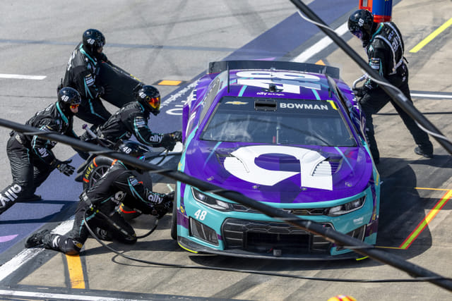 Kyle Larson replaces Alex Bowman in JR Motorsports No. 88 at Nashville ...