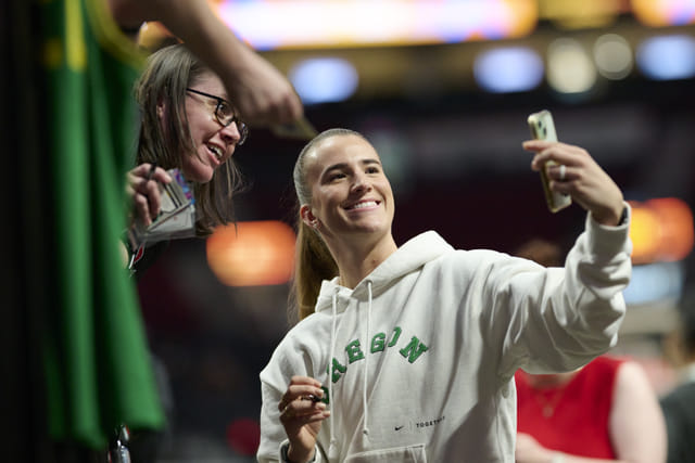 "Dallas about to get that belt again", "Wings have to be cursed" - WNBA ...