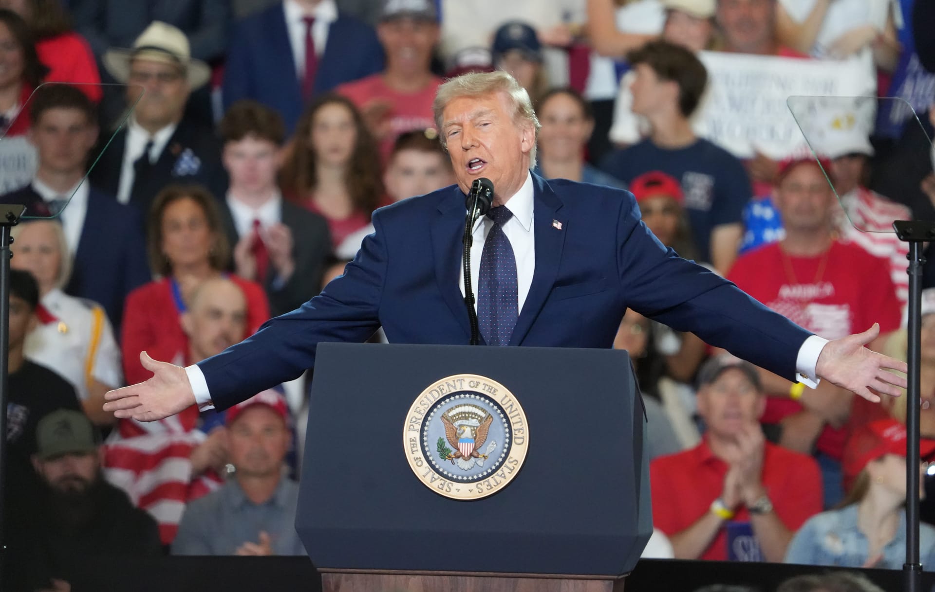 "We have more people than they do": Donald Trump claps back after ...