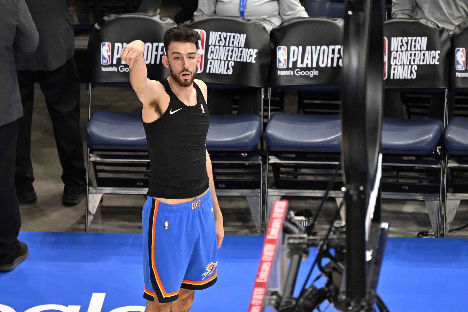 “Pack your bags soft a**”: Fans turn on Chet Holmgren after Thunder ...
