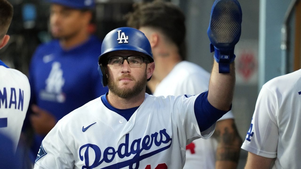 Max Muncy Injury Update: X-ray reports, Dodgers skipper Dave Roberts ...