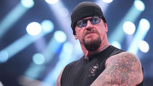 "Two drops of pee came out" - WWE veteran details terrifying incident ...