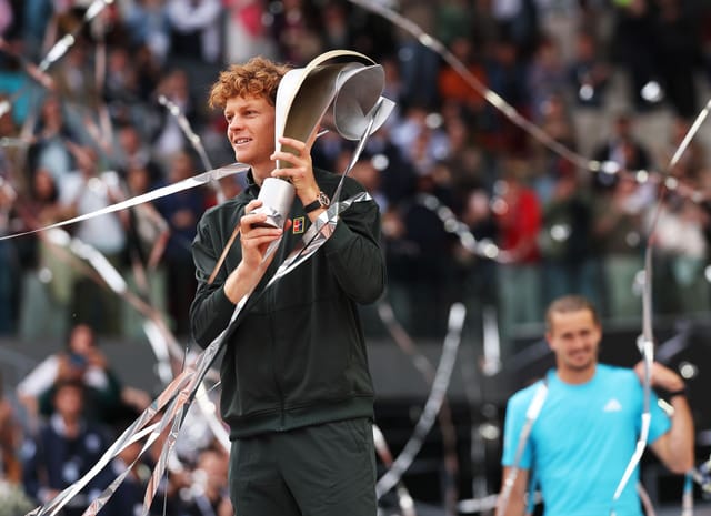 "Alexander Zverev has completely lost his mind" - Tennis world in a ...