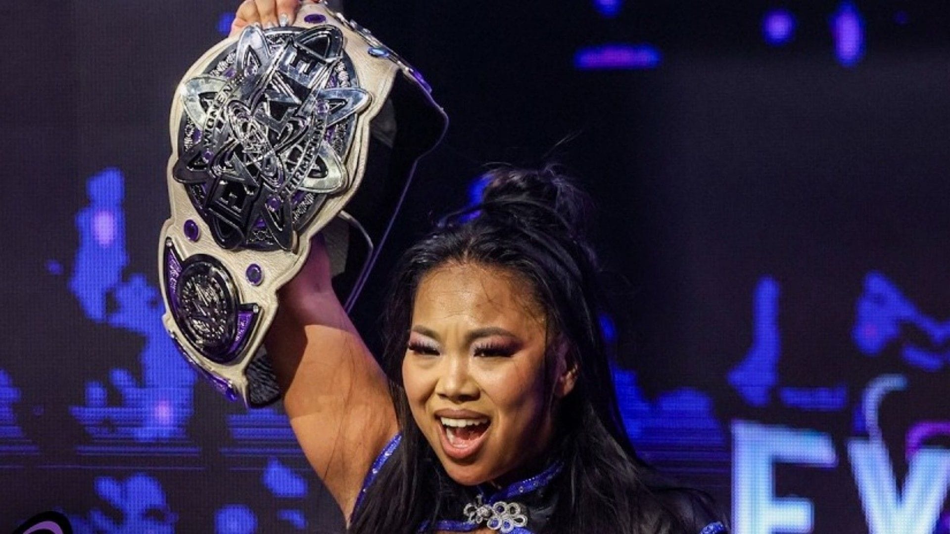 Massive brawl breaks out on WWE Evolve; title match ruined
