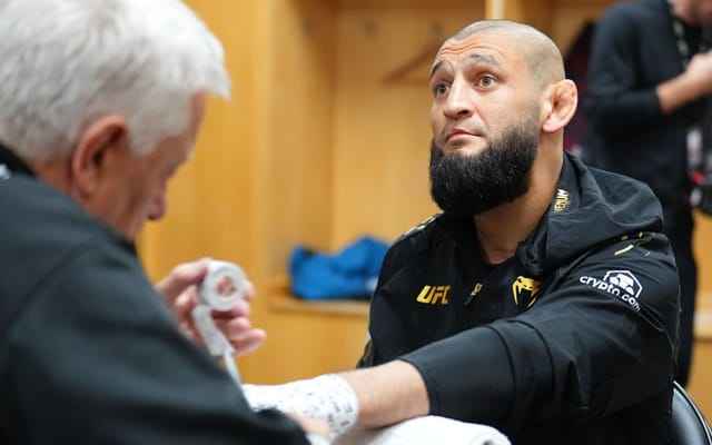 "Khamzat's aura took a f*cking dip" - Former UFC two-division champ ...