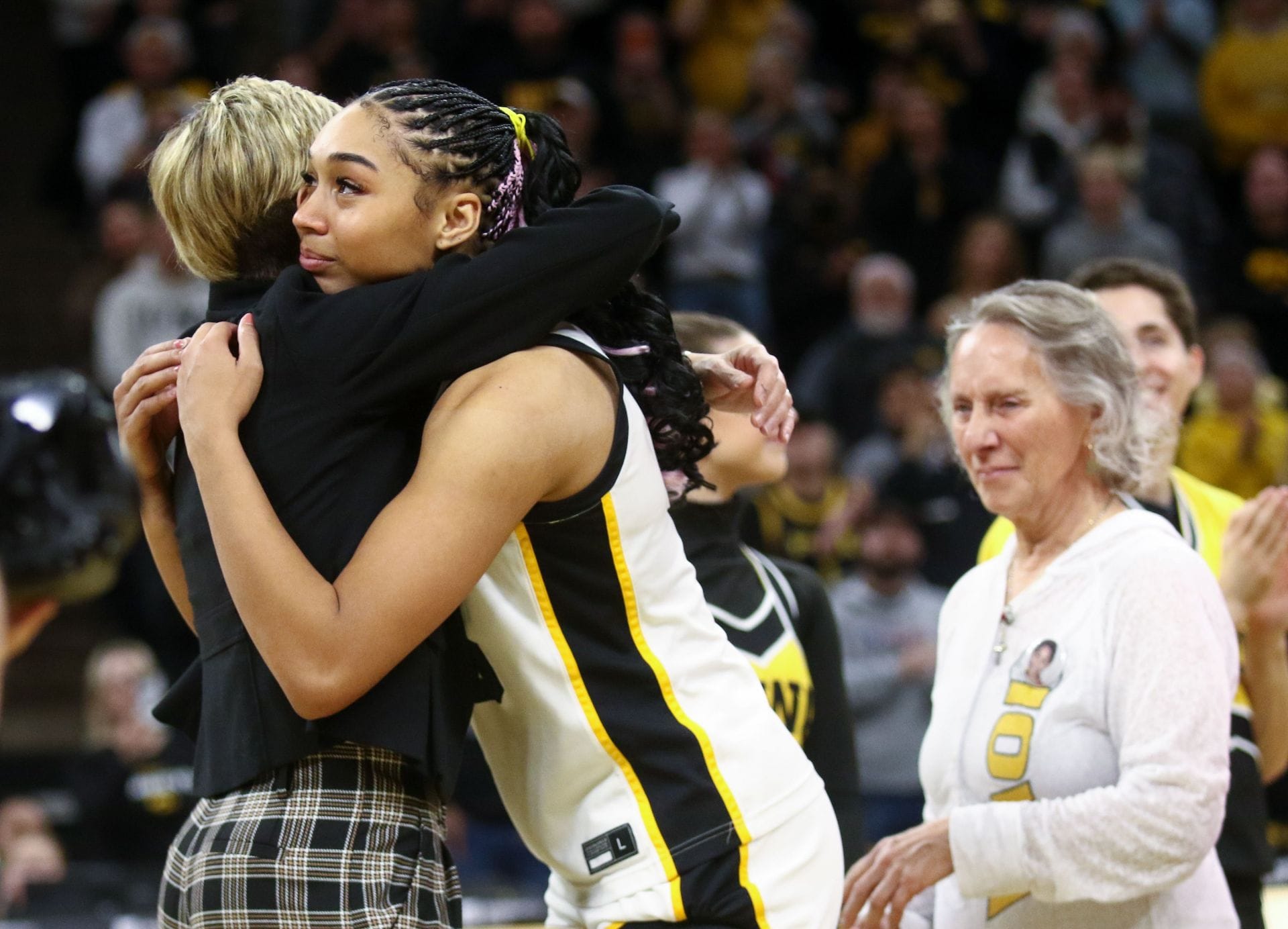 “We’re so proud of you”: Jan Jensen shares heartfelt message for Hannah ...