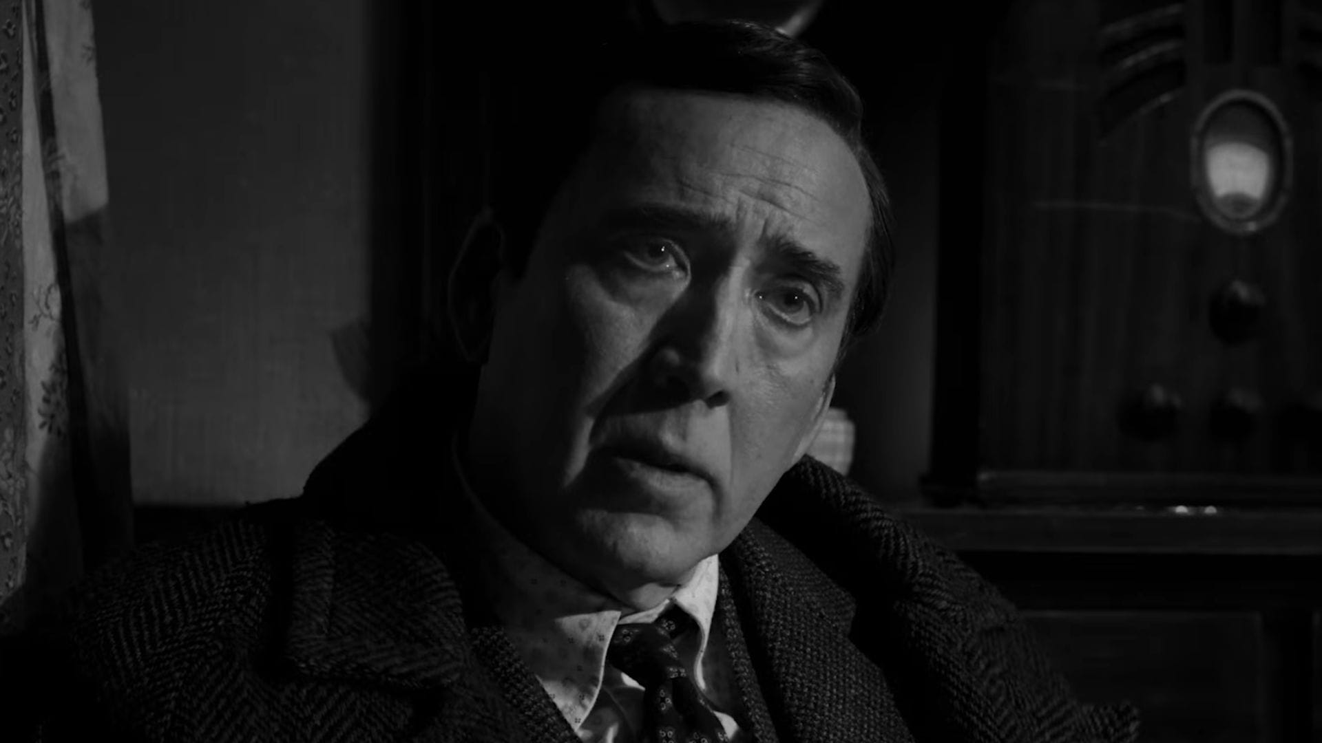 Nicolas Cage: Is the Spider-Noir series related to Spider-Man: Into the ...