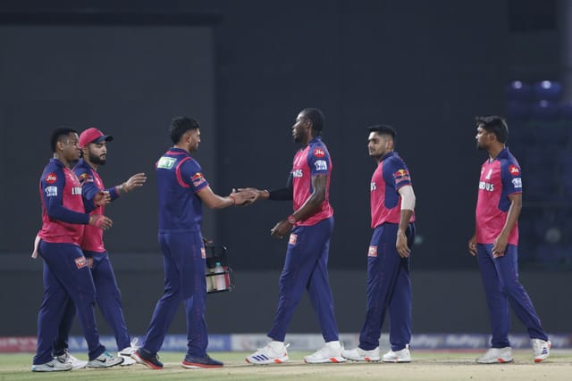 "Carrying the team alone" - Wasim Jaffer's massive praise for in-form ...