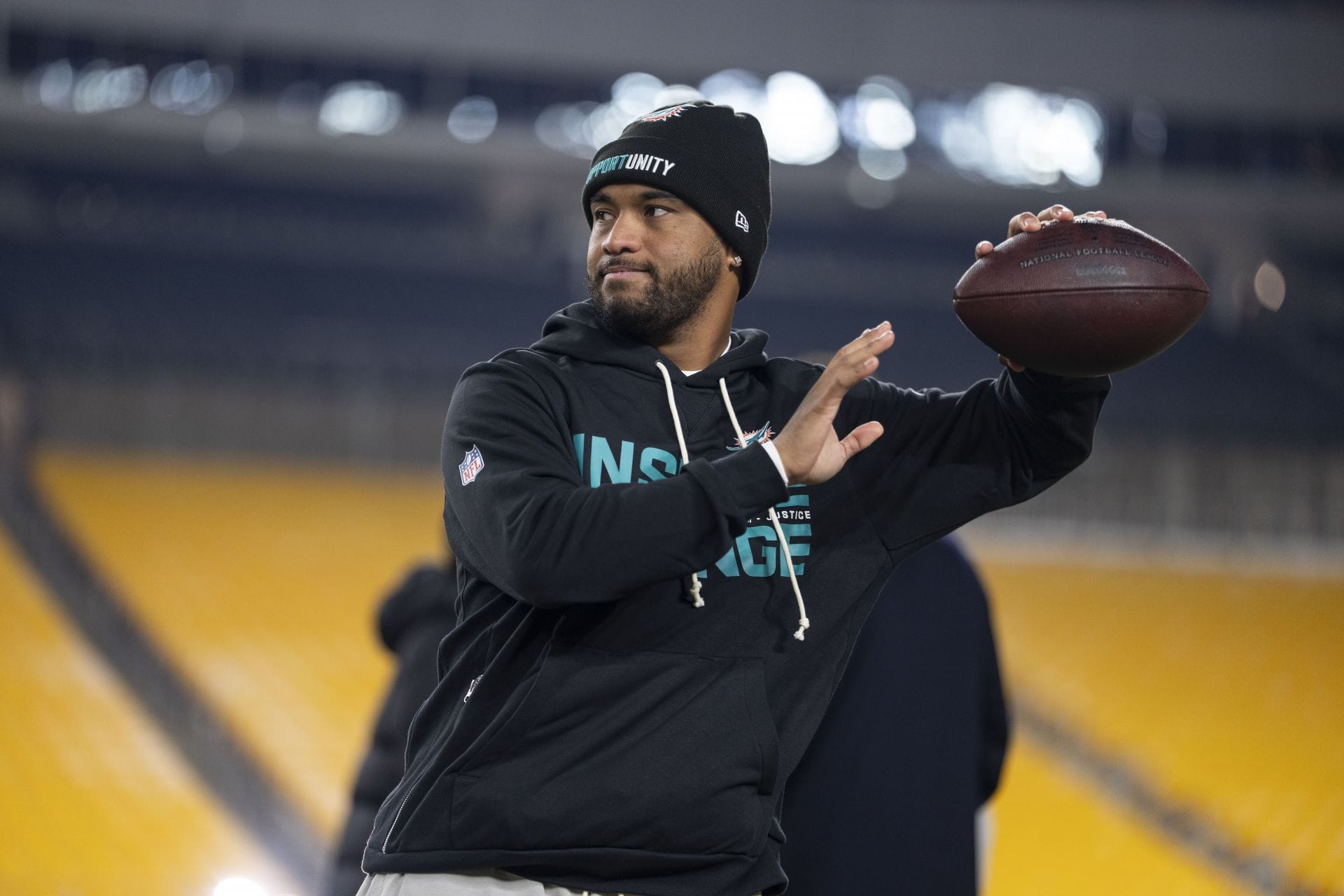 “Bro already mentally checked out”: NFL fans troll Tua Tagovailoa for ...