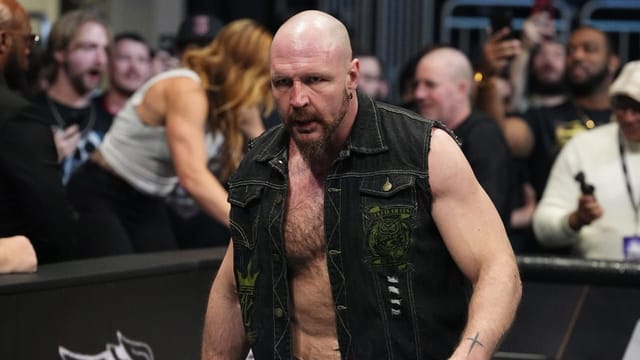 Jon Moxley does a very rare thing right before AEW Double or Nothing 2026