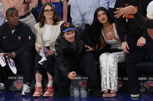 “I Got a Big Ol’ Can”: Tina Fey hilariously shuts down viral Timothée ...