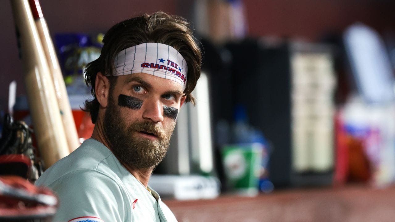 "Stop making stupid TikToks"; "What a madman" - Fans mock Bryce Harper ...