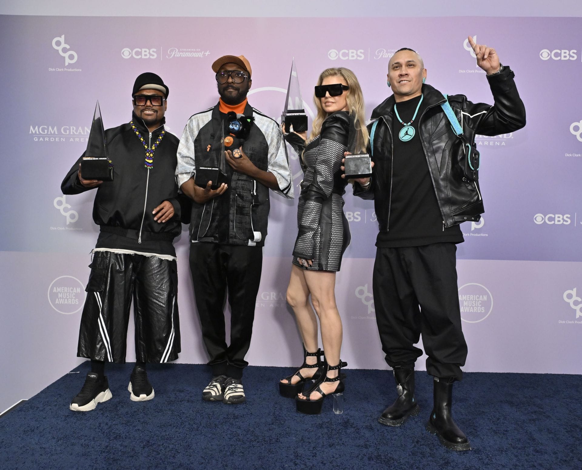 Who replaced Fergie in the Black Eyed Peas? Singer reunites with her ...