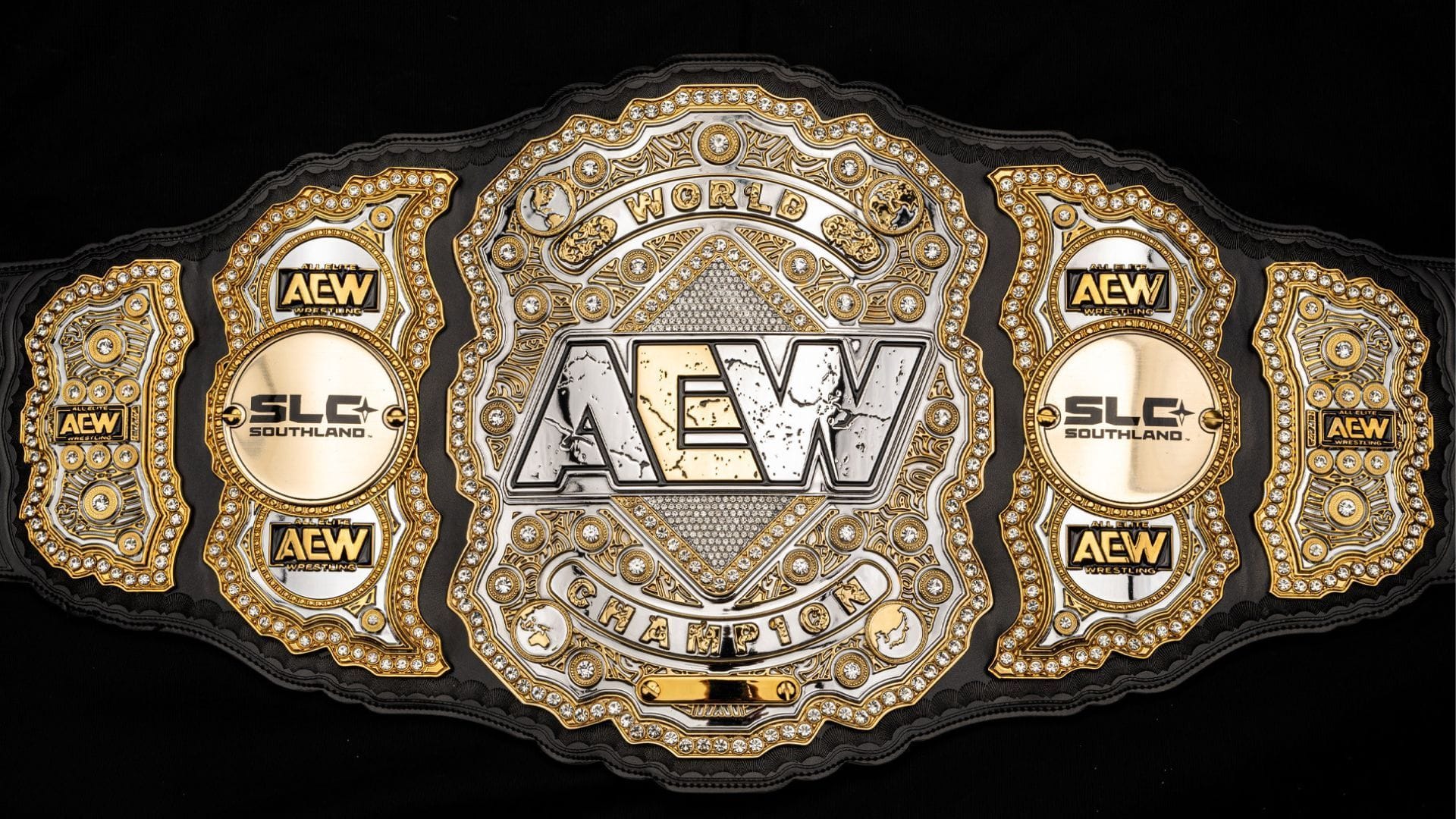 Massive announcement on 3-time AEW champion's future following shocking ...