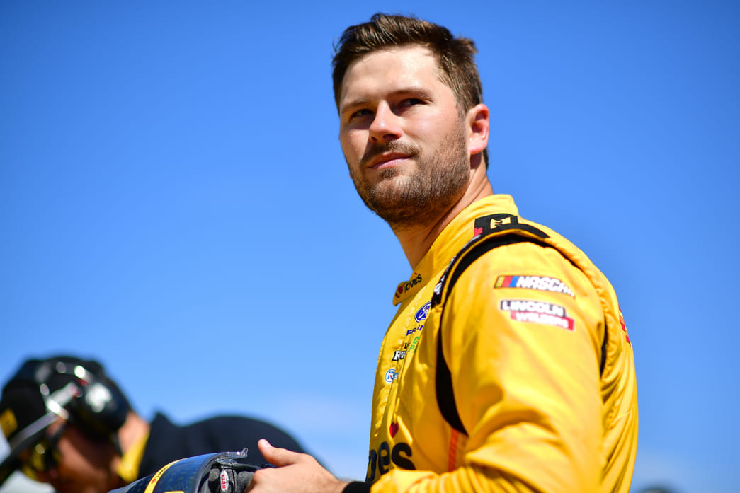 Todd Gilliland sheds light on rumors of Noah Gragson leaving Front Row ...