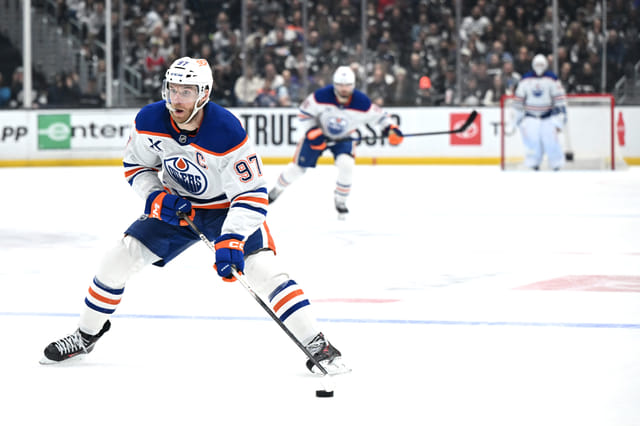 Oilers insider Bob Stauffer makes bold Connor McDavid prediction ...