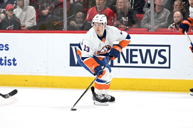 Anders Lee, Islanders at contract impasse; Long Island fans chime in ...