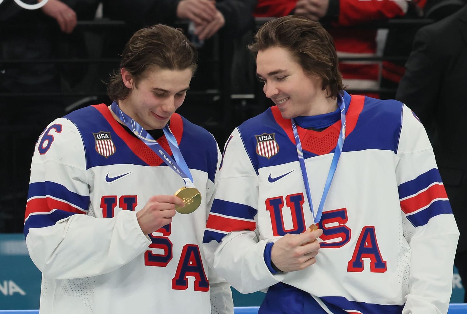 Wayne Gretzky backs Jack Hughes in feud with Hall of Fame over ...