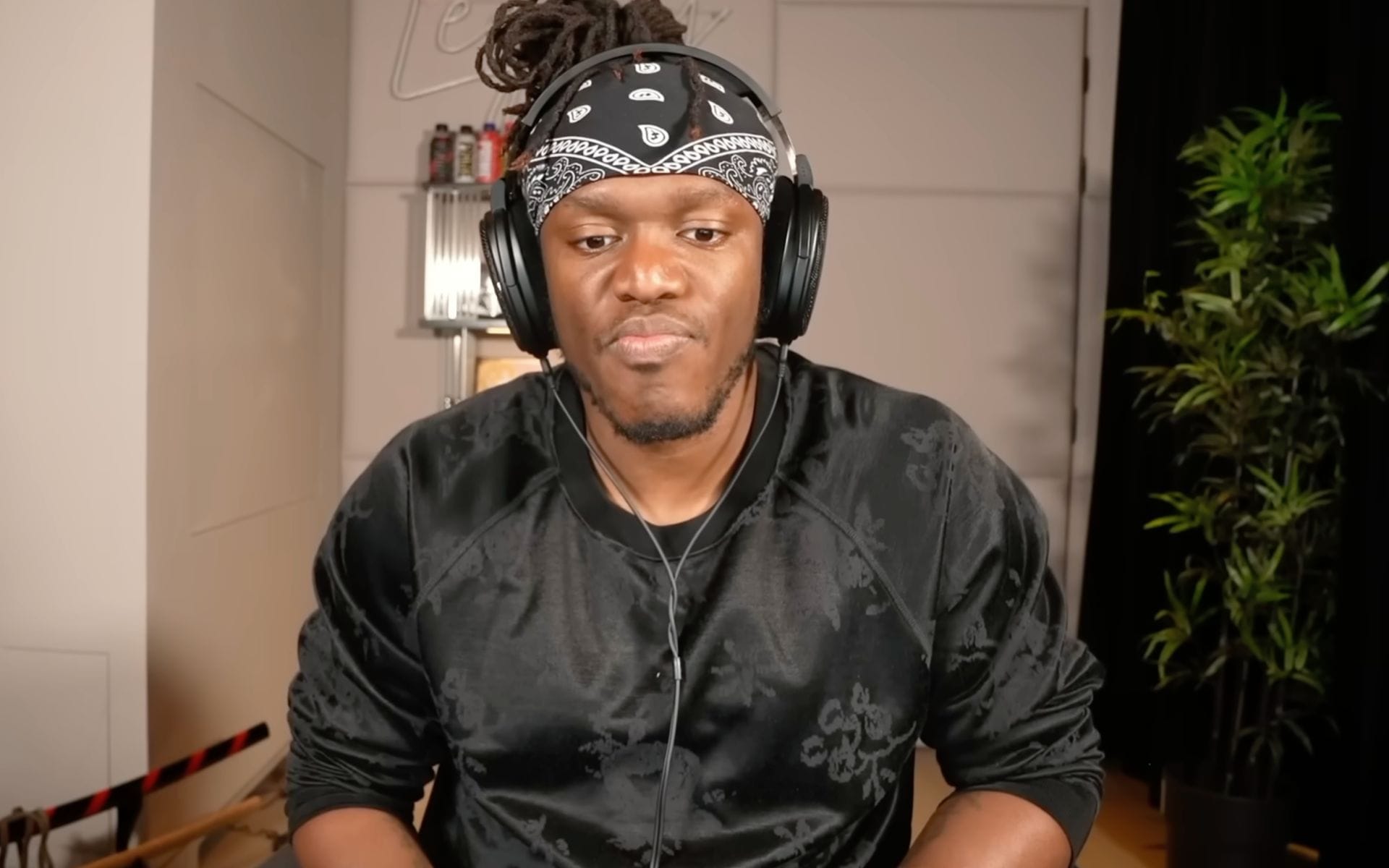 "It has to be a joke": Streamers react to KSI's announcement of leaving ...